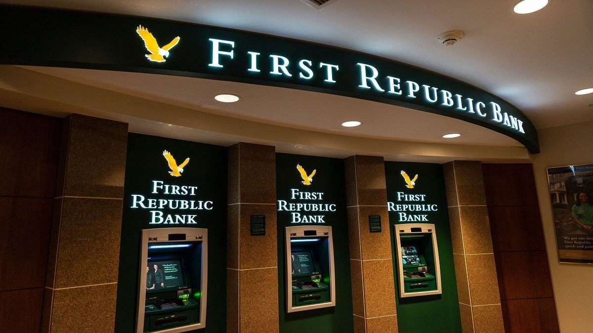 JPMorgan Takes Over First Republic, Seized By Californian Financial ...