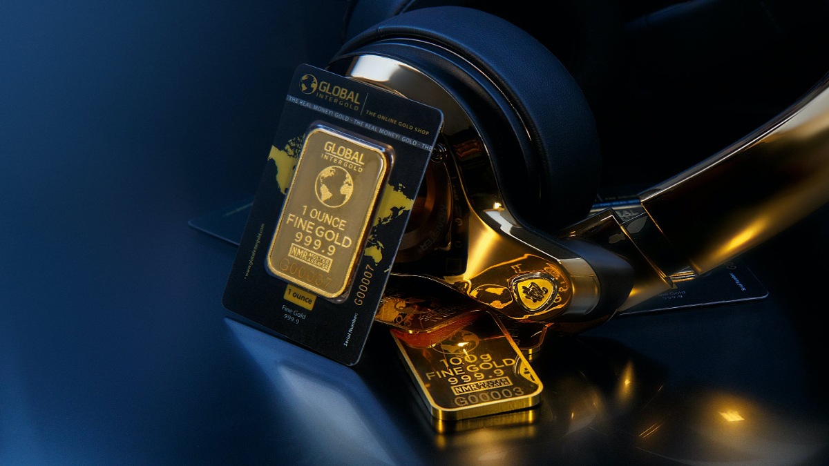 Gold Prices Rise In India; Price Of Yellow Metal May Touch Rs 64,000 In ...